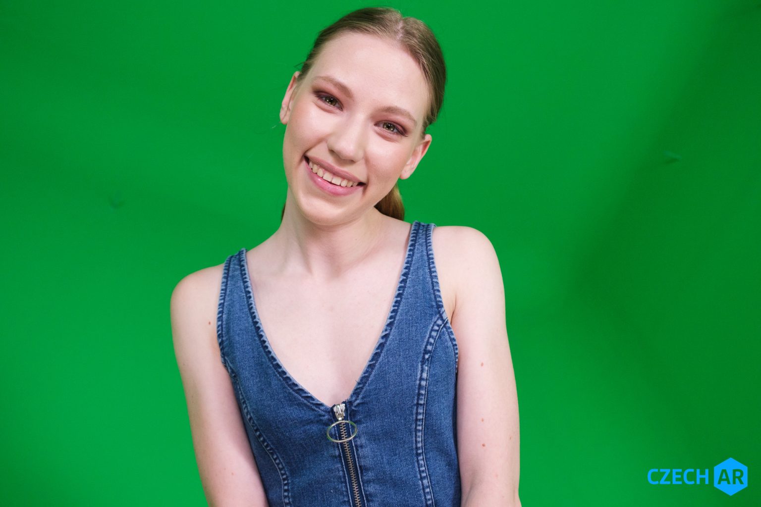 View Worthy of Sin - Maya Sinn - Czech VR Network SFW